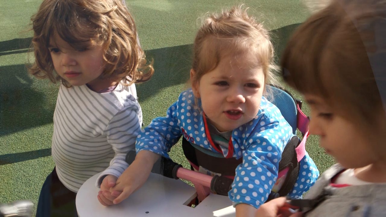 Témoignages et photos - Association Alliance Arthrogrypose